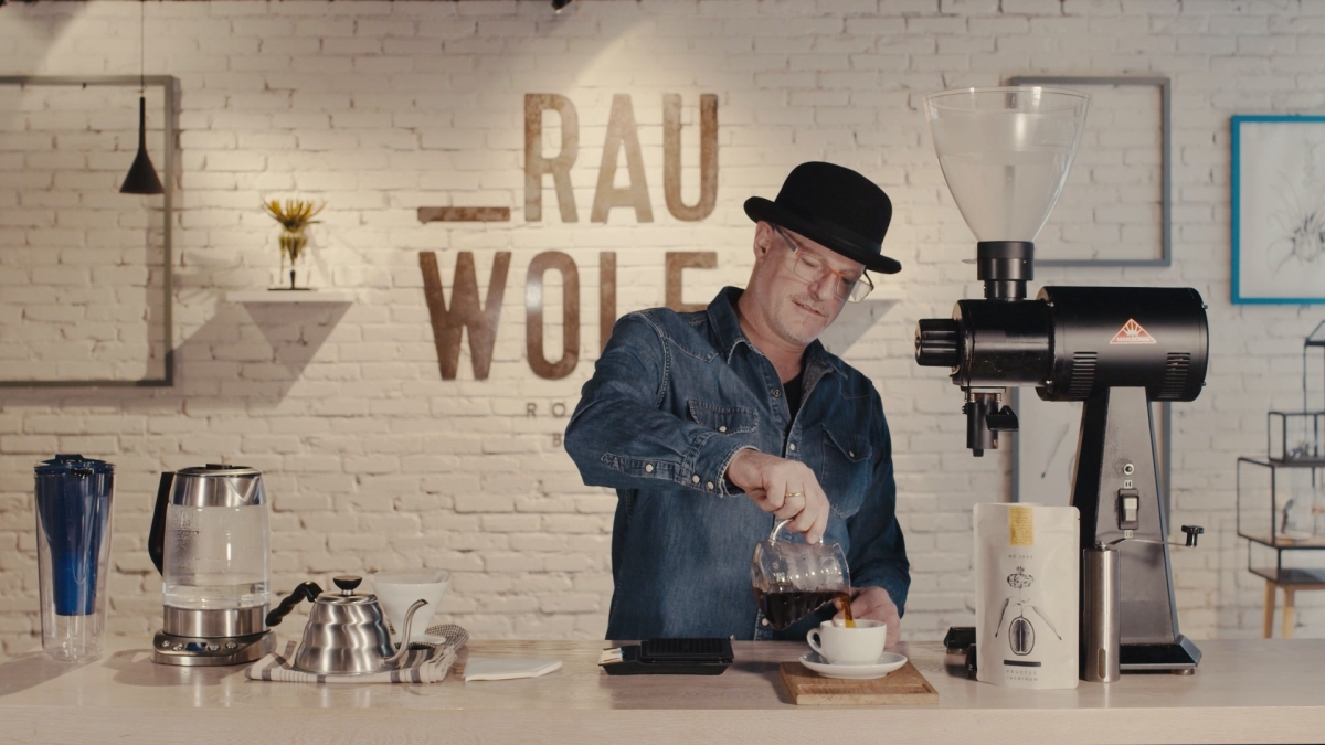 Kaffee mit dem Handfilter richtig zubereiten | RAUWOLF