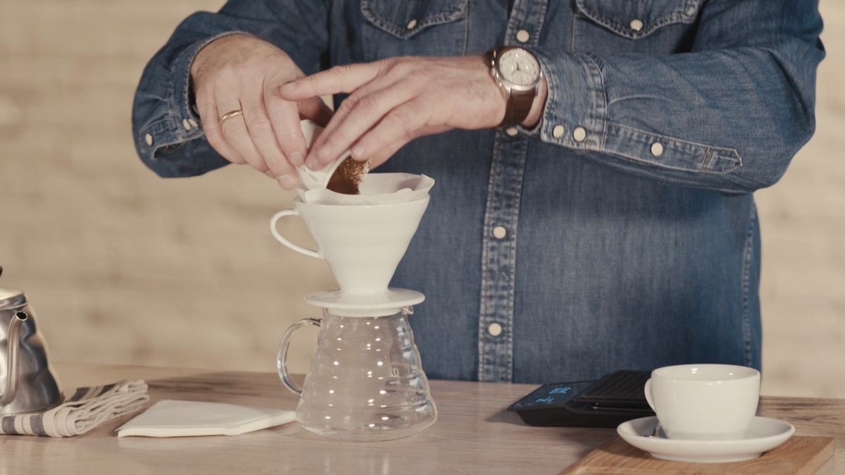 Kaffee mit dem Handfilter richtig zubereiten | RAUWOLF